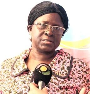 Give children fruits, vegetables in place of artificial snacks ...