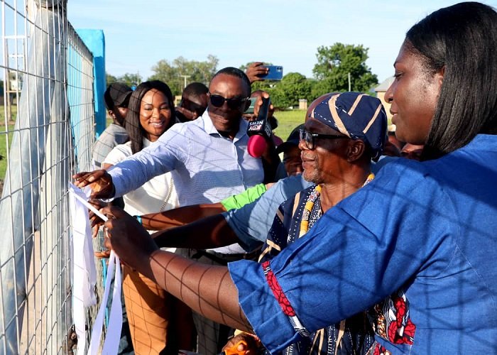 100,000 people in Nandom, Nadowli-Kaleo benefit from WaterAid ...