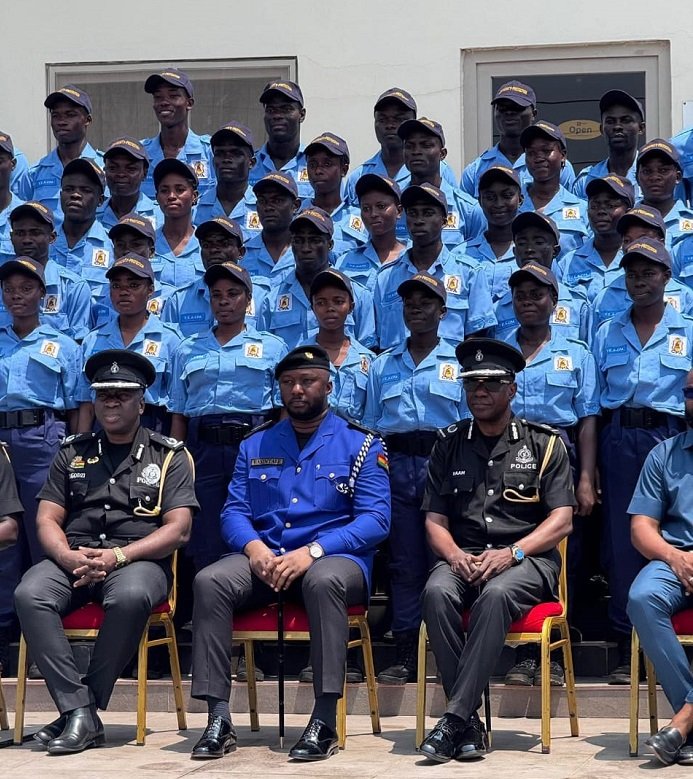 YEA boss assures timely salaries for Community Police Assistants ...